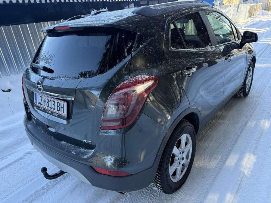 Grey Opel Mokka X 2017 in Kaunas, with an engine capacity of 1.60 L and mileage of 208 thousand km for 8450 €, photo 5 on AUTOMOTO.COM.LV