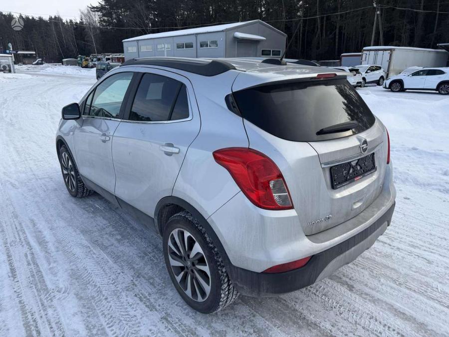 Grey Opel Mokka X 2017 in Vilnius, with an engine capacity of 1.60 L and mileage of 153 thousand km for 8950 €, photo 7 on AUTOMOTO.COM.LV