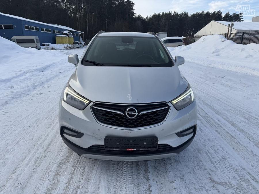 Grey Opel Mokka X 2017 in Vilnius, with an engine capacity of 1.60 L and mileage of 153 thousand km for 8950 €, photo 2 on AUTOMOTO.COM.LV