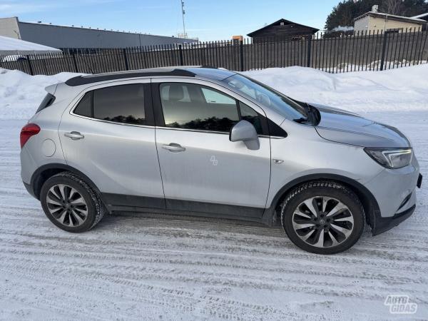 Grey Opel Mokka X 2017 in Vilnius, with an engine capacity of 1.60 L and mileage of 153 thousand km for 8950 €, photo 4 on AUTOMOTO.COM.LV