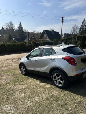 Pelēks Opel Mokka X 2017 Kauņa, ar dzinēja tilpumu 1.40 L un nobraukumu 141 tūkst. km par 9150 €, foto 6 vietnē AUTOMOTO.COM.LV