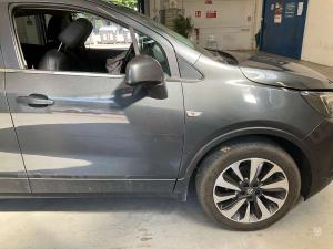 Pelēks Opel Mokka X 2017 Viļņa, ar dzinēja tilpumu 1.60 L un nobraukumu 117 tūkst. km par 4500 €, foto 9 vietnē AUTOMOTO.COM.LV