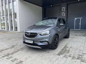 Pelēks Opel Mokka X 2017 Viļņa, ar dzinēja tilpumu 1.60 L un nobraukumu 189 tūkst. km par 8450 €, foto  vietnē AUTOMOTO.COM.LV