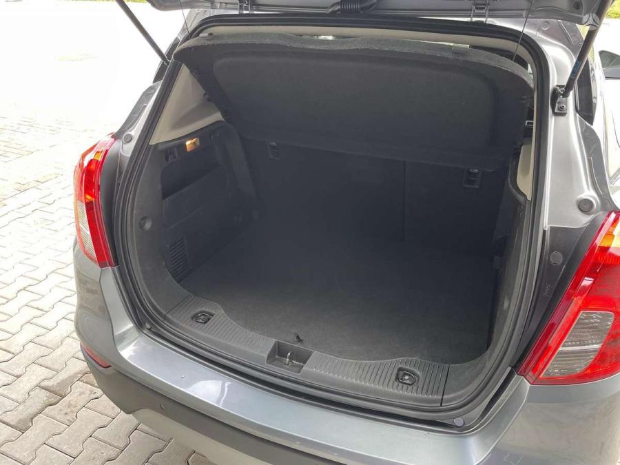 Grey Opel Mokka X 2017 in Vilnius, with an engine capacity of 1.60 L and mileage of 189 thousand km for 8450 €, photo 13 on AUTOMOTO.COM.LV