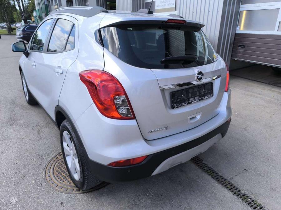 Grey Opel Mokka X 2017 in Joniskis, with an engine capacity of 1.40 L and mileage of 42 thousand km for 12300 €, photo 5 on AUTOMOTO.COM.LV