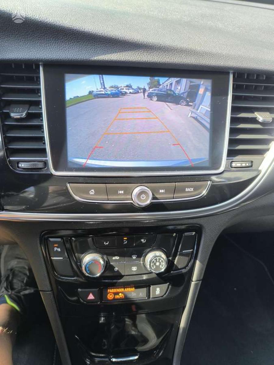 Grey Opel Mokka X 2017 in Joniskis, with an engine capacity of 1.40 L and mileage of 42 thousand km for 12300 €, photo 17 on AUTOMOTO.COM.LV