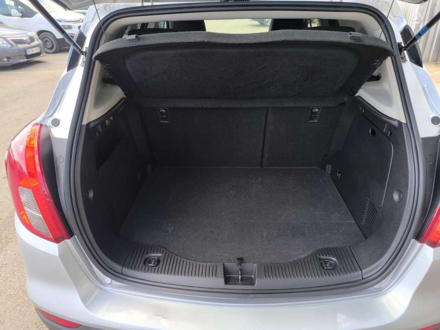 Grey Opel Mokka X 2017 in Joniskis, with an engine capacity of 1.40 L and mileage of 42 thousand km for 12300 €, photo 18 on AUTOMOTO.COM.LV