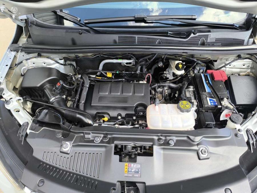 Grey Opel Mokka X 2017 in Joniskis, with an engine capacity of 1.40 L and mileage of 42 thousand km for 12300 €, photo 20 on AUTOMOTO.COM.LV