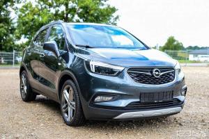 Grey Opel Mokka X 2017 in Kretinga, with an engine capacity of 1.60 L and mileage of 171 thousand km for 10550 €, photo 5 on AUTOMOTO.COM.LV