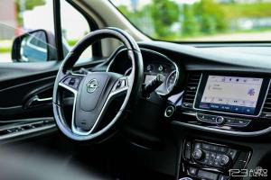 Grey Opel Mokka X 2017 in Kretinga, with an engine capacity of 1.60 L and mileage of 171 thousand km for 10550 €, photo 13 on AUTOMOTO.COM.LV