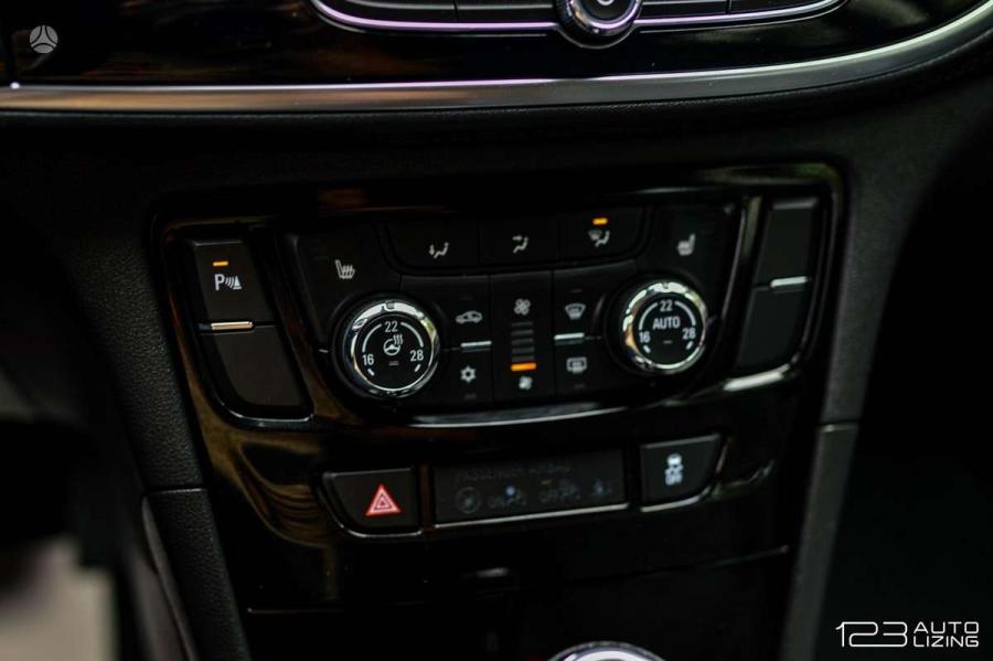 Grey Opel Mokka X 2017 in Kretinga, with an engine capacity of 1.60 L and mileage of 171 thousand km for 10550 €, photo 24 on AUTOMOTO.COM.LV