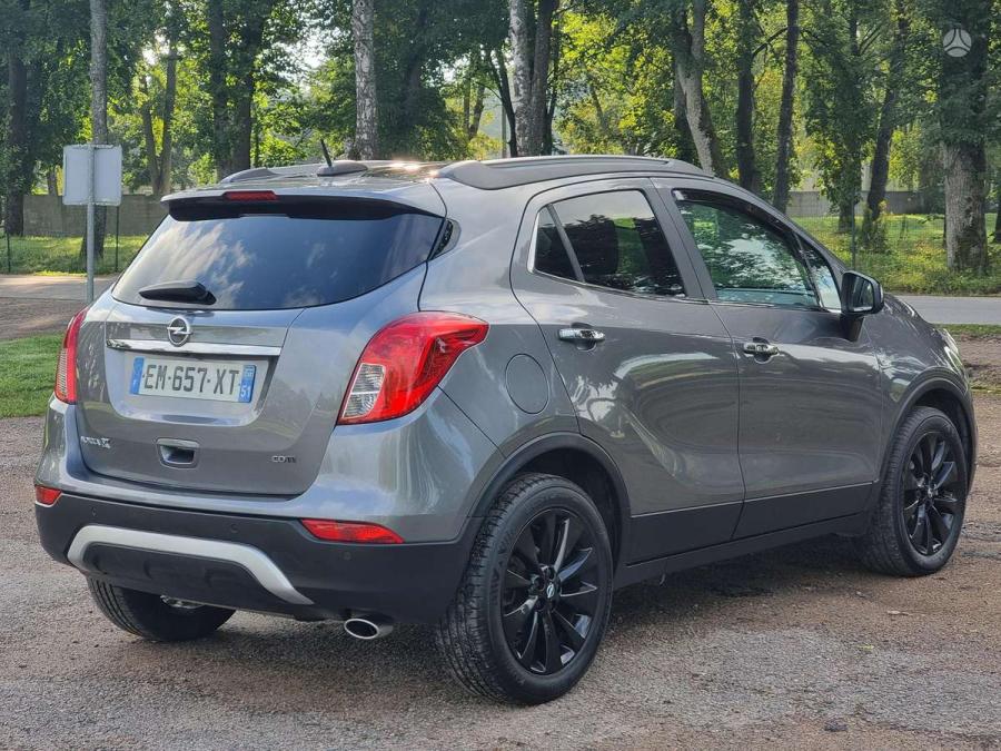 Grey Opel Mokka X 2017 in Taurage, with an engine capacity of 1.60 L and mileage of 119 thousand km for 8700 €, photo 9 on AUTOMOTO.COM.LV