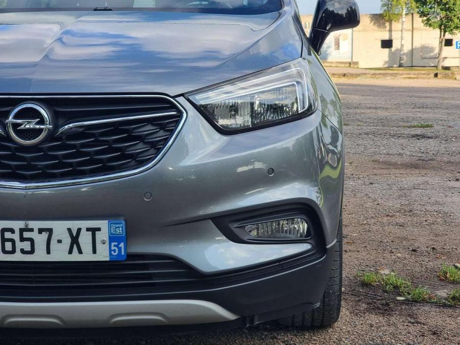 Grey Opel Mokka X 2017 in Taurage, with an engine capacity of 1.60 L and mileage of 119 thousand km for 8700 €, photo 26 on AUTOMOTO.COM.LV