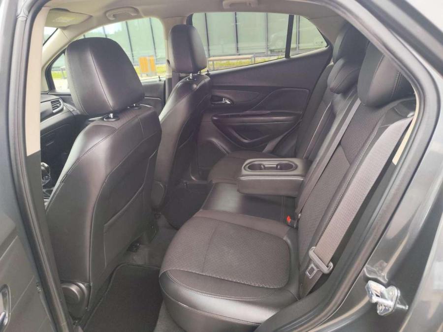 Grey Opel Mokka X 2018 in Siauliai, with an engine capacity of 1.60 L and mileage of 199 thousand km for 8300 €, photo 19 on AUTOMOTO.COM.LV