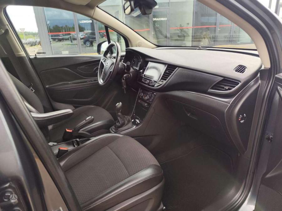 Grey Opel Mokka X 2018 in Siauliai, with an engine capacity of 1.60 L and mileage of 199 thousand km for 8300 €, photo 22 on AUTOMOTO.COM.LV