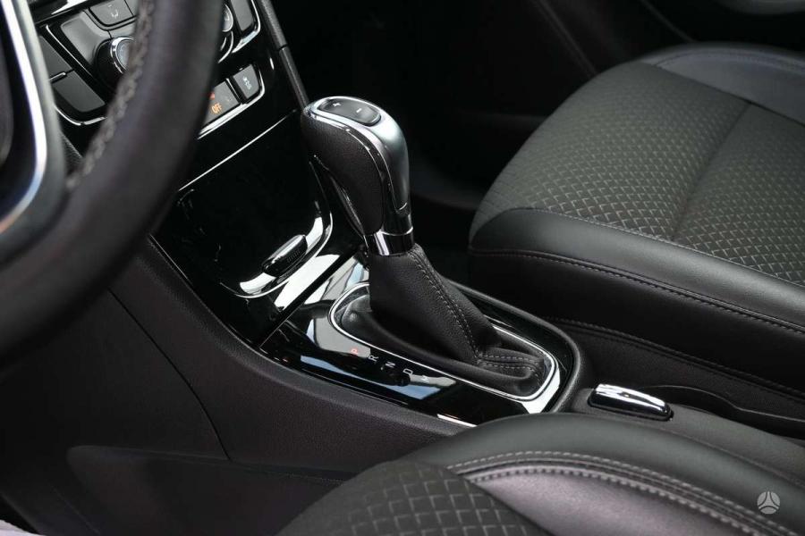 Pelēks Opel Mokka X 2019 Kretinga, ar dzinēja tilpumu 1.36 L un nobraukumu 61 tūkst. km par 12499 €, foto 21 vietnē AUTOMOTO.COM.LV