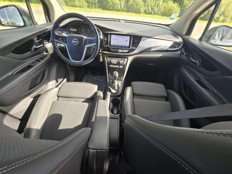 Grey Opel Mokka X 2019 in Taurage, with an engine capacity of 1.60 L and mileage of 210 thousand km for 7200 €, photo 8 on AUTOMOTO.COM.LV