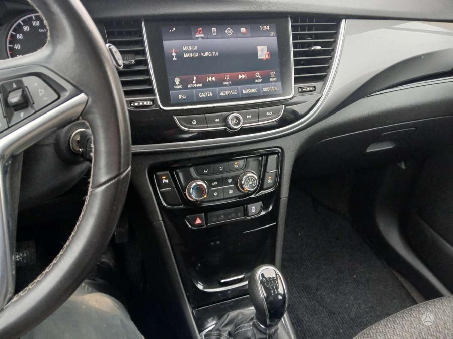 Grey Opel Mokka X 2017 in Marijampole, with an engine capacity of 1.60 L and mileage of 217 thousand km for 7390 €, photo 8 on AUTOMOTO.COM.LV