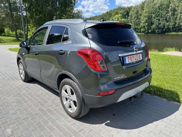 Grey Opel Mokka X 2018 in Plunge, with an engine capacity of 1.60 L and mileage of 205 thousand km for 7950 €, photo 7 on AUTOMOTO.COM.LV