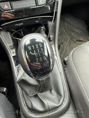Pelēks Opel Mokka X 2019 Tallina, ar dzinēja tilpumu 1.40 L un nobraukumu 68 tūkst. km par 9990 €, foto 10 vietnē AUTOMOTO.COM.LV