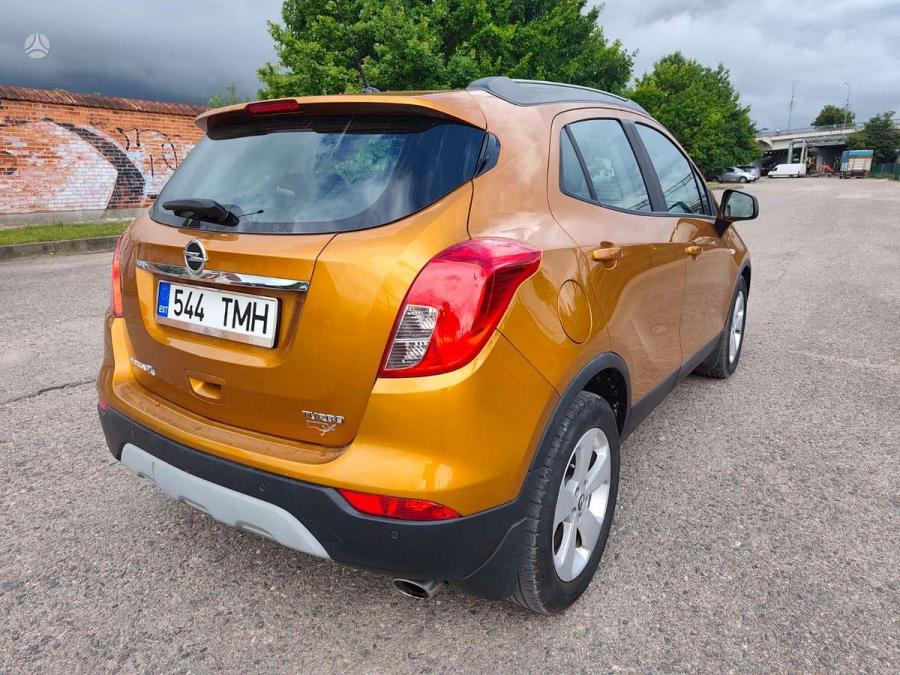 Orange Opel Mokka X 2016 in Siauliai, with an engine capacity of 1.40 L and mileage of 104 thousand km for 10600 €, photo 5 on AUTOMOTO.COM.LV