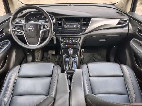 Orange Opel Mokka X 2016 in Siauliai, with an engine capacity of 1.40 L and mileage of 104 thousand km for 10600 €, photo 9 on AUTOMOTO.COM.LV