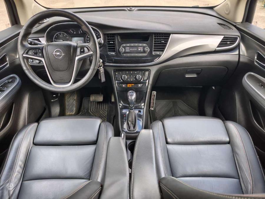 Orange Opel Mokka X 2016 in Siauliai, with an engine capacity of 1.40 L and mileage of 104 thousand km for 10600 €, photo 10 on AUTOMOTO.COM.LV