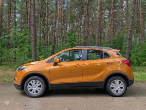 Oranžs Opel Mokka X 2017 Viļņa, ar dzinēja tilpumu 1.60 L un nobraukumu 133 tūkst. km par 10500 €, foto  vietnē AUTOMOTO.COM.LV