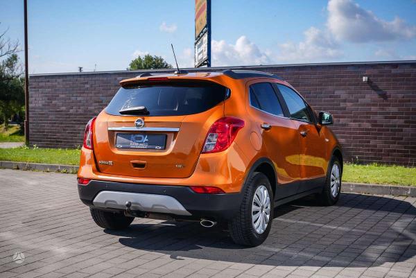 Orange Opel Mokka X 2017 in Marijampole, with an engine capacity of 1.60 L and mileage of 166 thousand km for 10950 €, photo 8 on AUTOMOTO.COM.LV