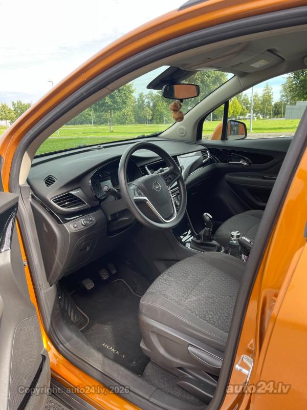 Orange Opel Mokka X 2018 in Tallinn, with an engine capacity of 1.40 L and mileage of 91 thousand km for 10000 €, photo 10 on AUTOMOTO.COM.LV