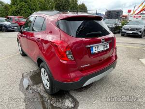 Red Opel Mokka X 2018 in Tartu, with an engine capacity of 1.40 L and mileage of 147 thousand km for 9990 €, photo 5 on AUTOMOTO.COM.LV