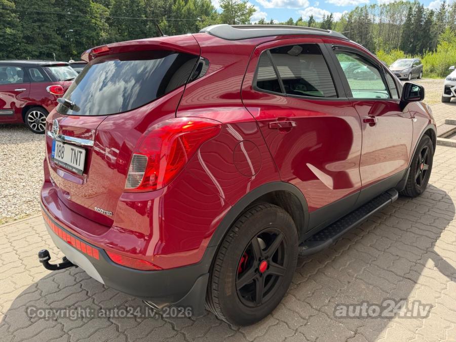 Red Opel Mokka X 2019 in Voru, with an engine capacity of 1.40 L and mileage of 29 thousand km for 10900 €, photo 5 on AUTOMOTO.COM.LV