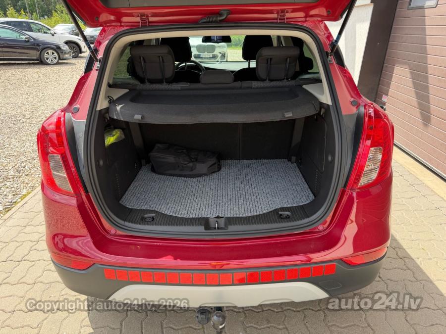Red Opel Mokka X 2019 in Voru, with an engine capacity of 1.40 L and mileage of 29 thousand km for 10900 €, photo 11 on AUTOMOTO.COM.LV