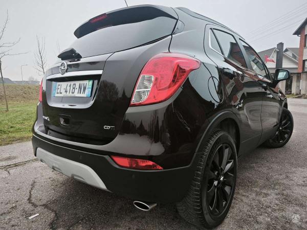 Red Opel Mokka X 2017 in Panevezys, with an engine capacity of 1.60 L and mileage of 188 thousand km for 5850 €, photo 8 on AUTOMOTO.COM.LV