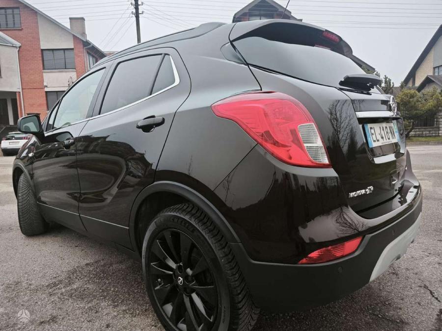 Red Opel Mokka X 2017 in Panevezys, with an engine capacity of 1.60 L and mileage of 188 thousand km for 5850 €, photo 10 on AUTOMOTO.COM.LV