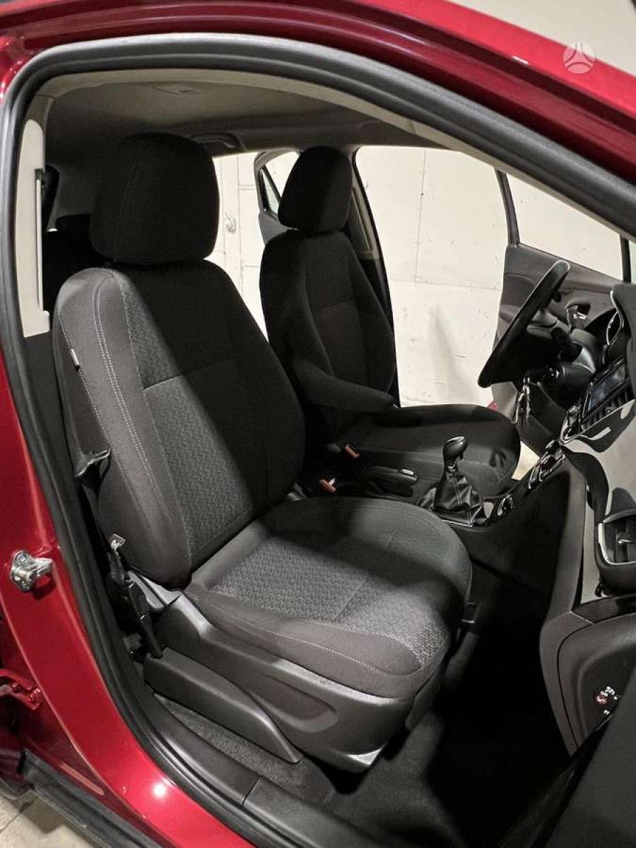 Red Opel Mokka X 2017 in Klaipeda, with an engine capacity of 1.36 L and mileage of 87 thousand km for 9500 €, photo 20 on AUTOMOTO.COM.LV