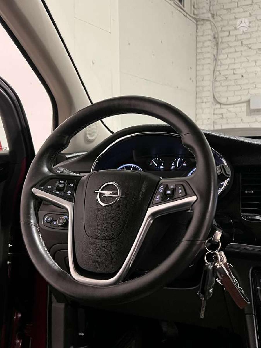 Red Opel Mokka X 2017 in Klaipeda, with an engine capacity of 1.36 L and mileage of 87 thousand km for 9500 €, photo 21 on AUTOMOTO.COM.LV