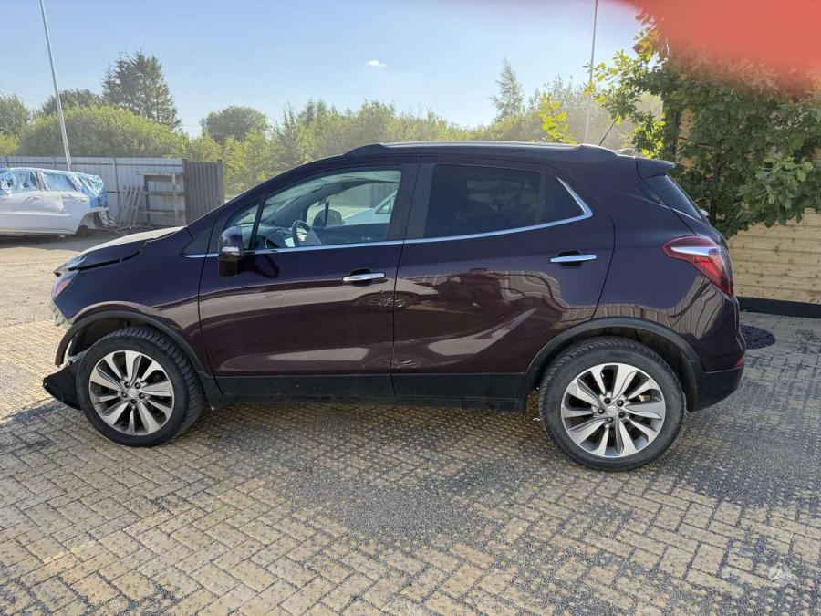 Violets Opel Mokka X 2017 Šauļi, ar dzinēja tilpumu 1.40 L un nobraukumu 174 tūkst. km par 3500 €, foto 8 vietnē AUTOMOTO.COM.LV