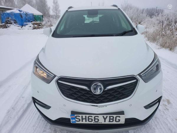 White Opel Mokka X 2016 in Kaunas, with an engine capacity of 1.60 L and mileage of 110 thousand km for 2999 €, photo 3 on AUTOMOTO.COM.LV