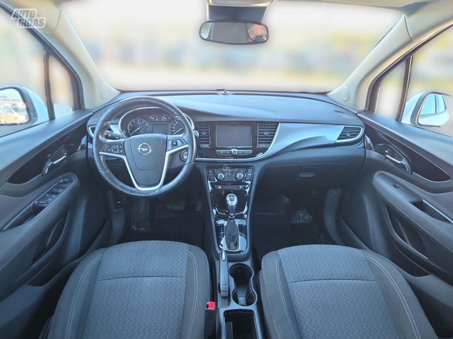 Balts Opel Mokka X 2016 Klaipėda, ar dzinēja tilpumu 1.40 L un nobraukumu 145 tūkst. km par 10500 €, foto 11 vietnē AUTOMOTO.COM.LV