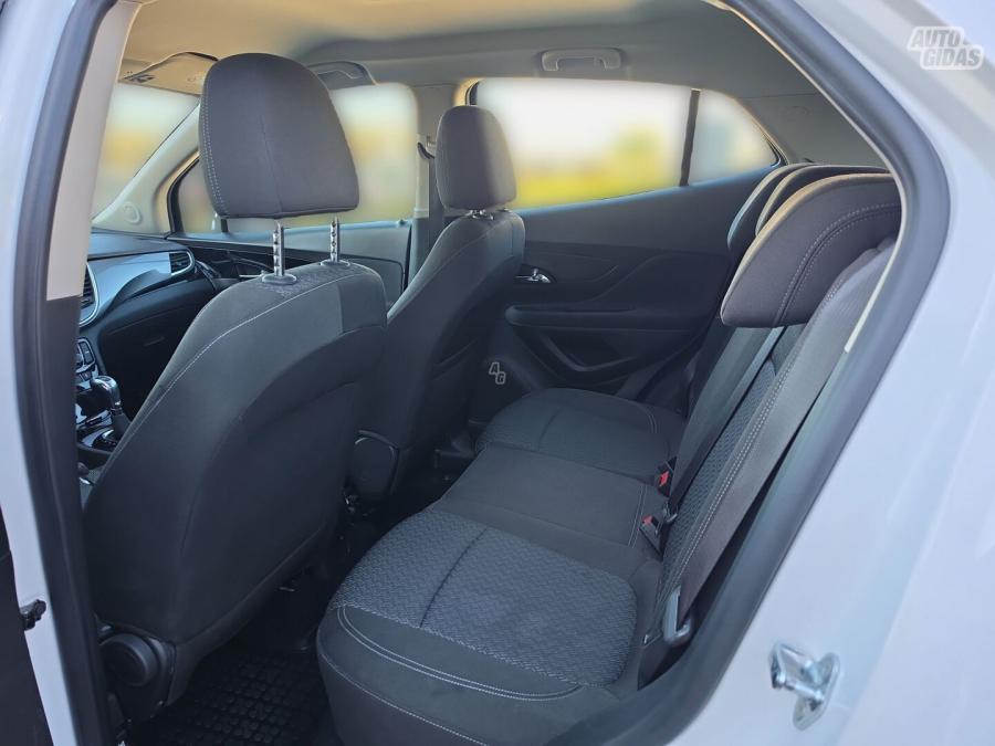 Balts Opel Mokka X 2016 Klaipėda, ar dzinēja tilpumu 1.40 L un nobraukumu 145 tūkst. km par 10500 €, foto 12 vietnē AUTOMOTO.COM.LV