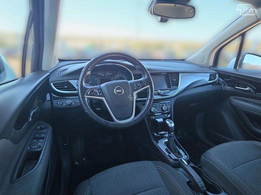 Balts Opel Mokka X 2016 Klaipėda, ar dzinēja tilpumu 1.40 L un nobraukumu 145 tūkst. km par 10500 €, foto 20 vietnē AUTOMOTO.COM.LV