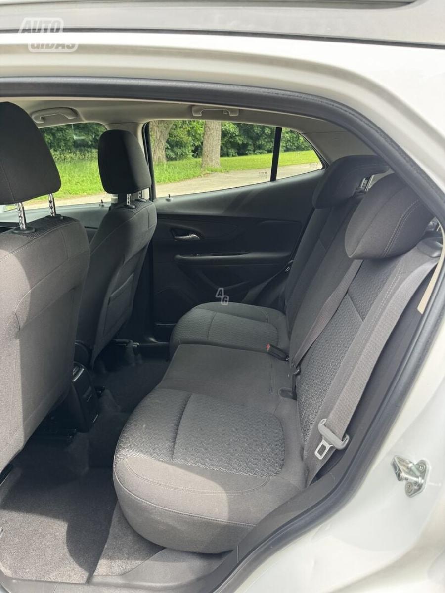 Balts Opel Mokka X 2017 Tauragė, ar dzinēja tilpumu 1.60 L un nobraukumu 196 tūkst. km par 7250 €, foto 13 vietnē AUTOMOTO.COM.LV