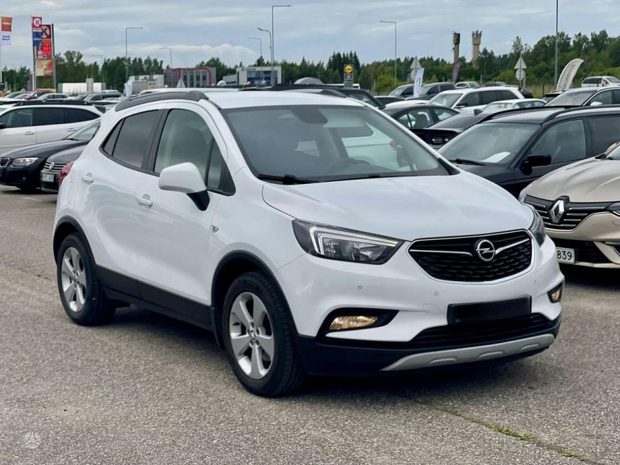 Balts Opel Mokka X 2017 Viļņa, ar dzinēja tilpumu 1.60 L un nobraukumu 250 tūkst. km par 6500 €, foto 1 vietnē AUTOMOTO.COM.LV