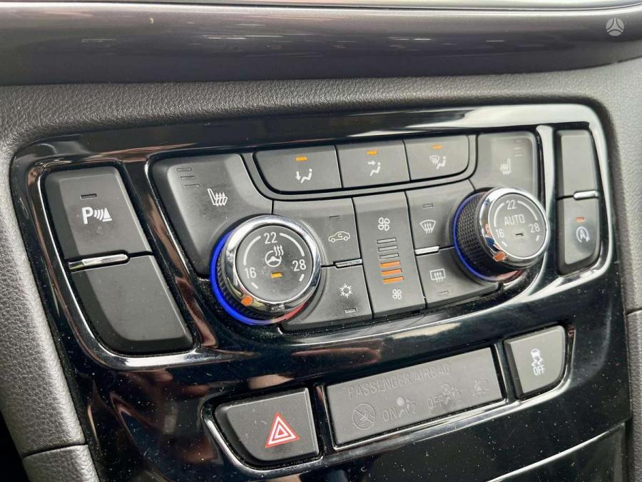 Balts Opel Mokka X 2017 Viļņa, ar dzinēja tilpumu 1.60 L un nobraukumu 250 tūkst. km par 6500 €, foto 17 vietnē AUTOMOTO.COM.LV