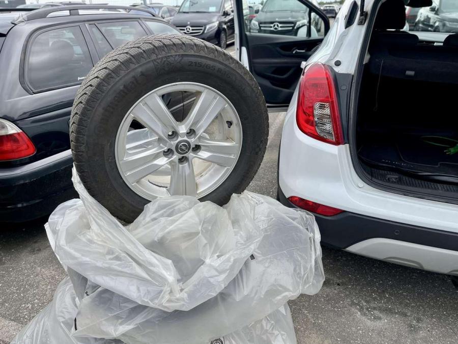 Balts Opel Mokka X 2017 Viļņa, ar dzinēja tilpumu 1.60 L un nobraukumu 250 tūkst. km par 6500 €, foto 25 vietnē AUTOMOTO.COM.LV