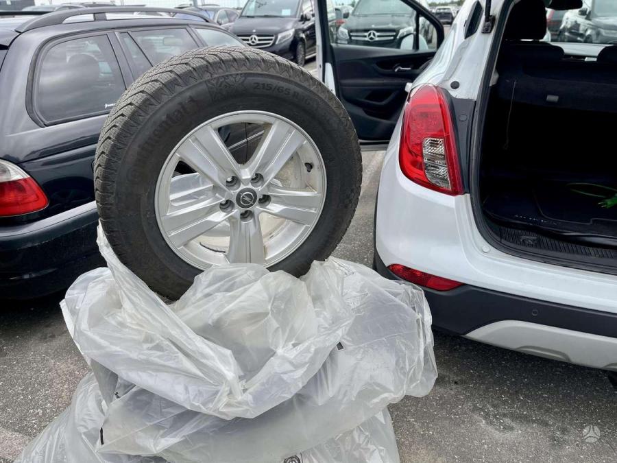 Balts Opel Mokka X 2017 Viļņa, ar dzinēja tilpumu 1.60 L un nobraukumu 250 tūkst. km par 6500 €, foto 25 vietnē AUTOMOTO.COM.LV