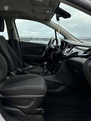 Balts Opel Mokka X 2017 Kauņa, ar dzinēja tilpumu 1.60 L un nobraukumu 90 tūkst. km par 9450 €, foto 26 vietnē AUTOMOTO.COM.LV