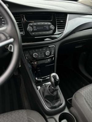 Balts Opel Mokka X 2017 Kauņa, ar dzinēja tilpumu 1.60 L un nobraukumu 90 tūkst. km par 9450 €, foto 27 vietnē AUTOMOTO.COM.LV