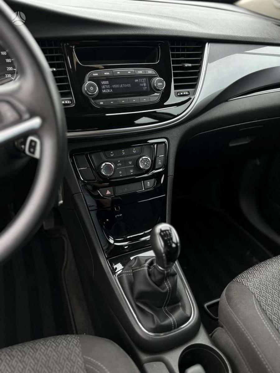 Balts Opel Mokka X 2017 Kauņa, ar dzinēja tilpumu 1.60 L un nobraukumu 90 tūkst. km par 9450 €, foto 27 vietnē AUTOMOTO.COM.LV